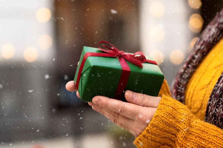 5 Christmas Present Ideas for Your Family - My Four and More